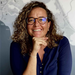 Juliana Reyes - Santa Marca